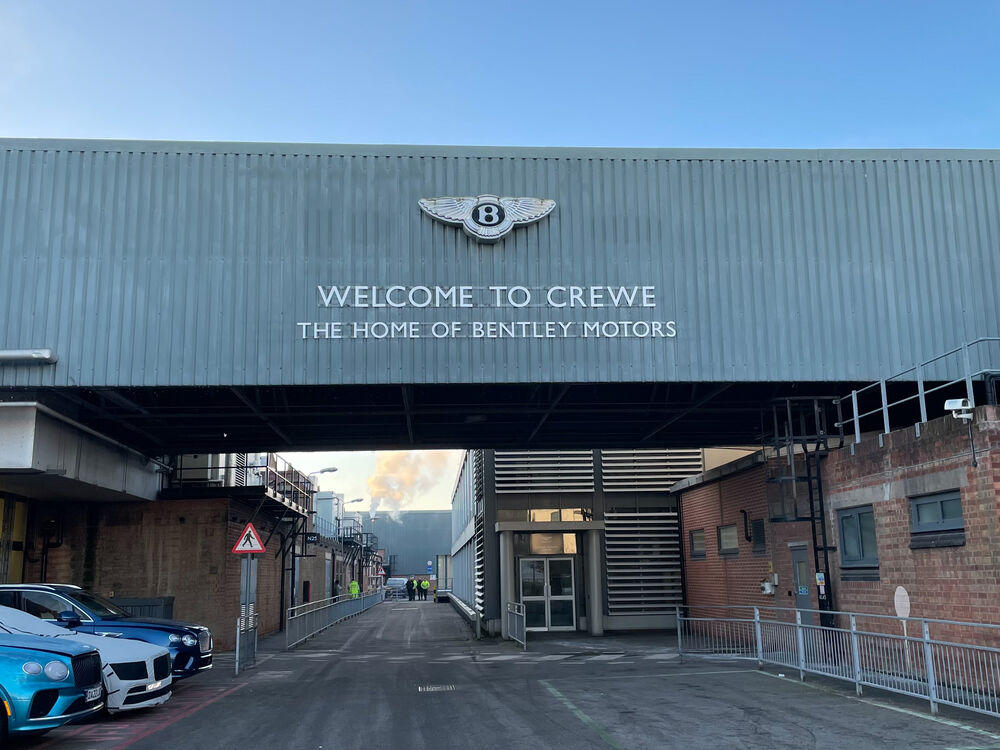 Wir konfigurieren einen Bentley | auto-illustrierte - Das Schweizer ...